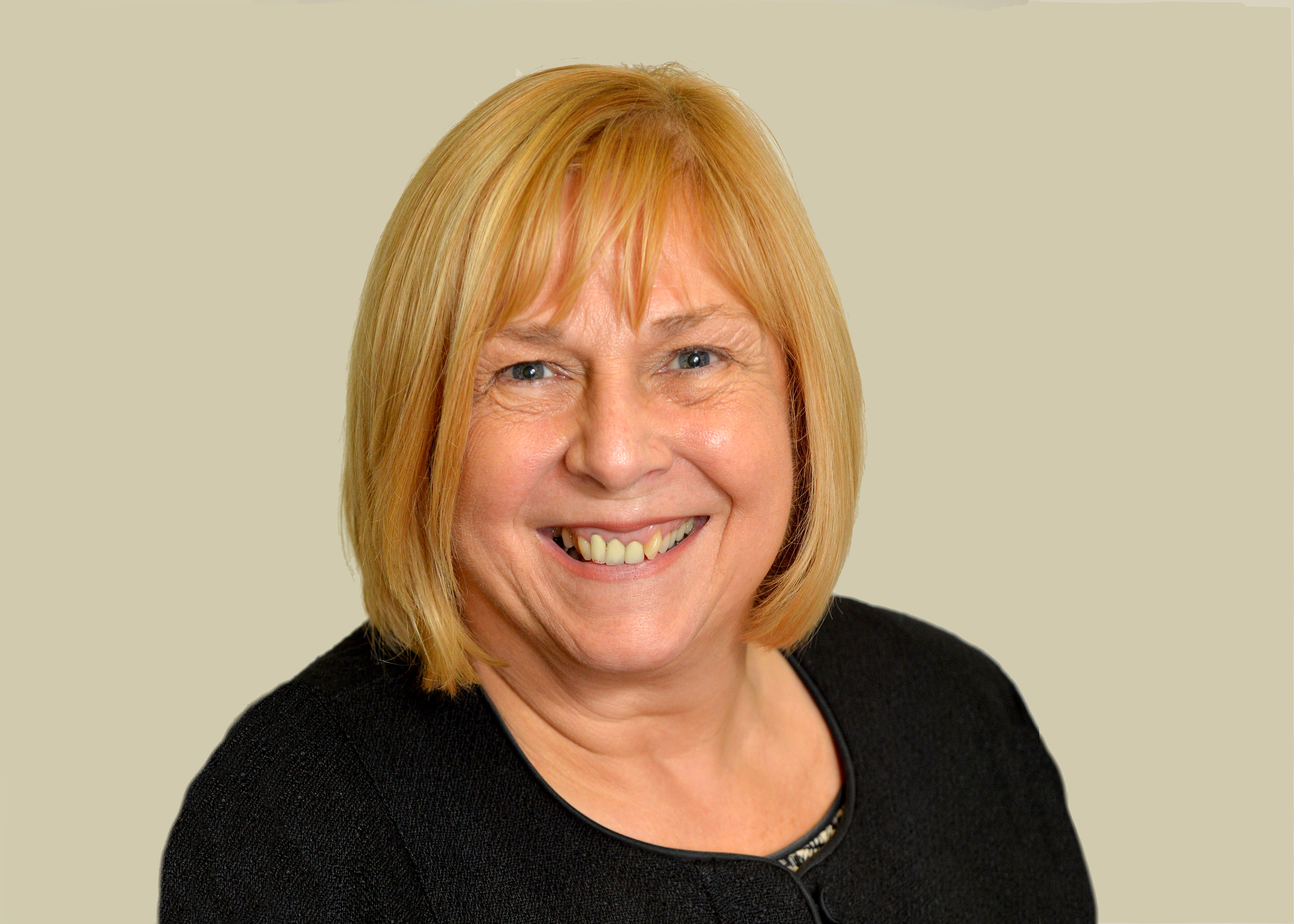 Professor Julie Lydon OBE, Vice-Chancellor of USW, announces retirement ...